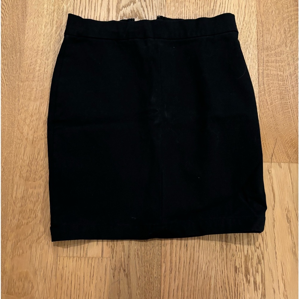 Aritzia Wilfred Free Black Mini Skirt Size 4 - Gem